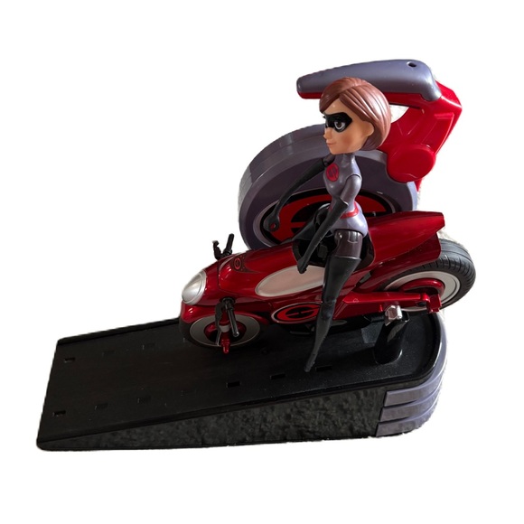 Disney | Toys | Disney Incredibles Elastigirl W Motorcycle Launcher Toy ...